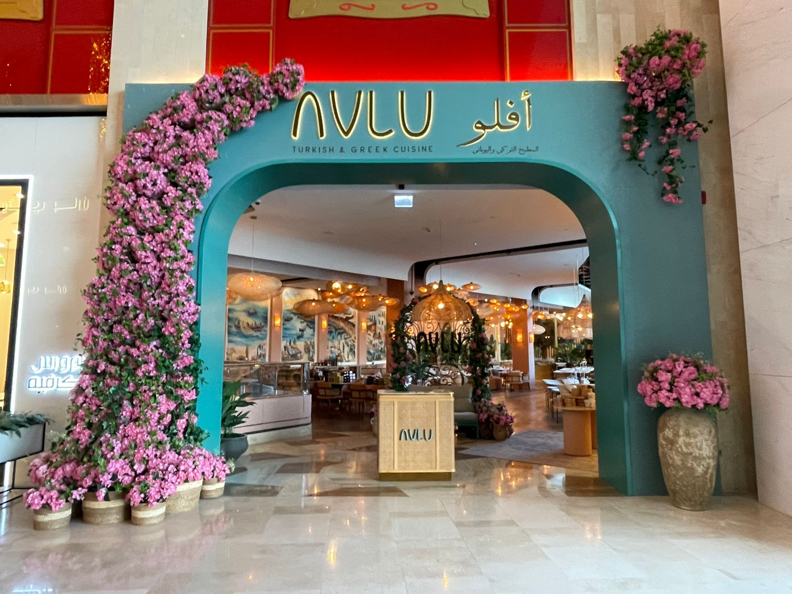 Interior Grade Artificial Hydrangea Flower Entrance Arrangement at Yas ...